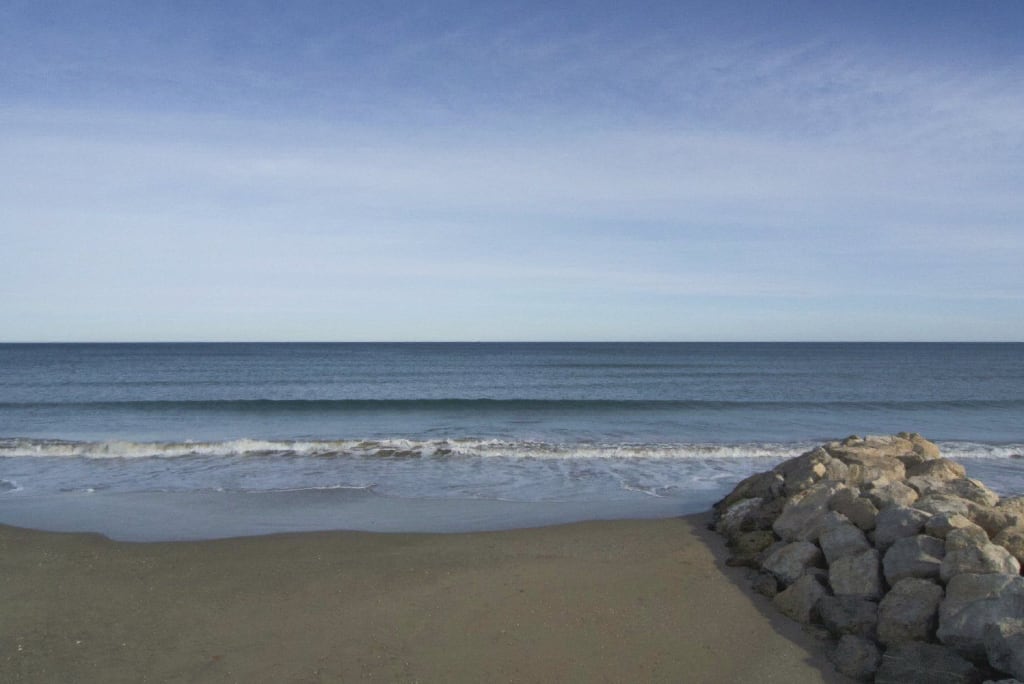 One day in February at the beach in Valencia - Life Simply Rocks